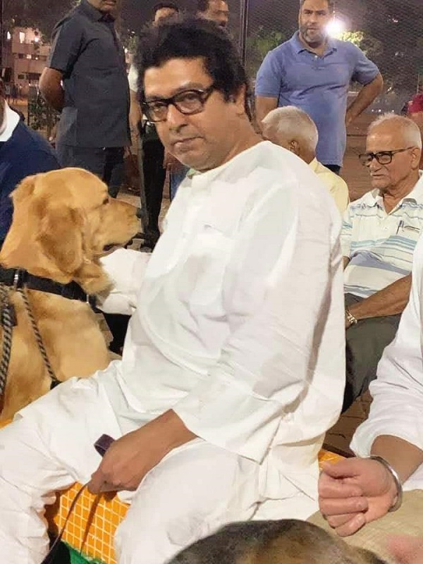 PHOTO : आवडत्या श्वानांसह राज ठाकरे शिवाजी पार्कवर, लहानग्यांसोबतही वेळ ...